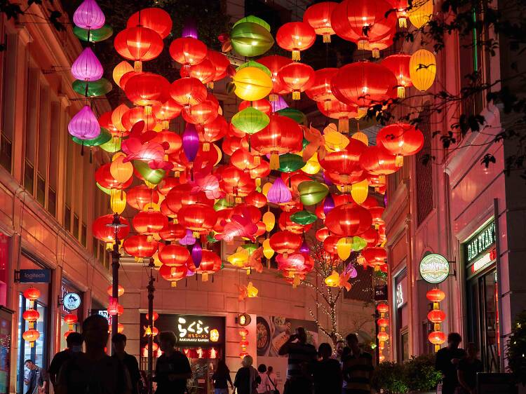 THE MID-AUTUMN FESTIVAL